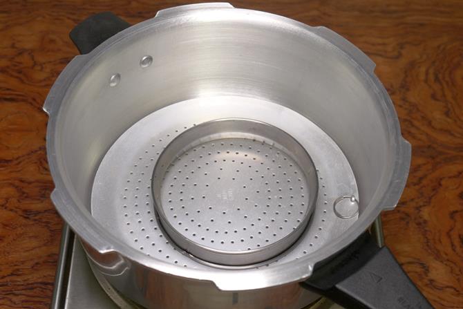 Cooker cake recipe | How to make cake in pressure cooker